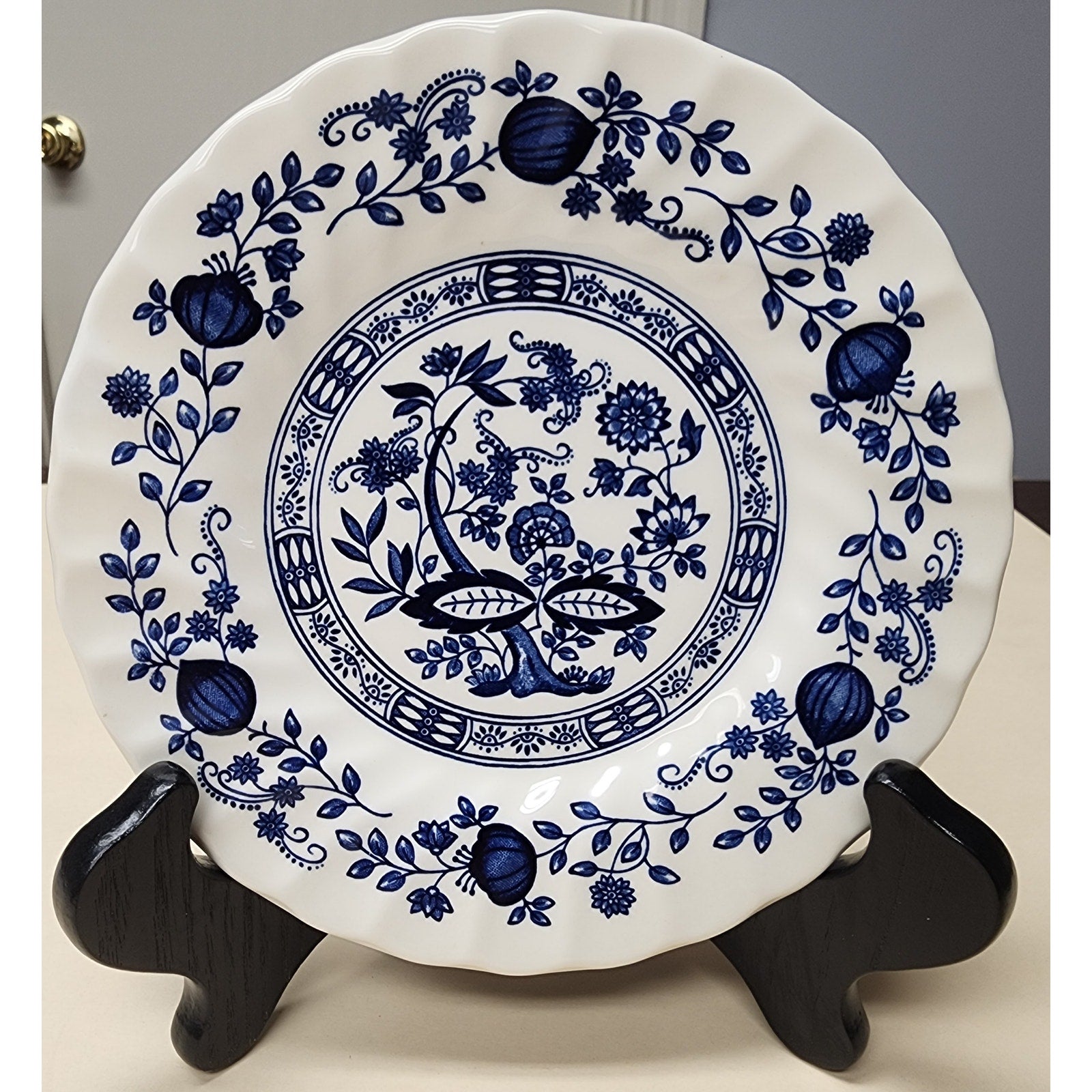 China Dinnerware, Collectible Plates, Tea Sets & More – Studio of ...